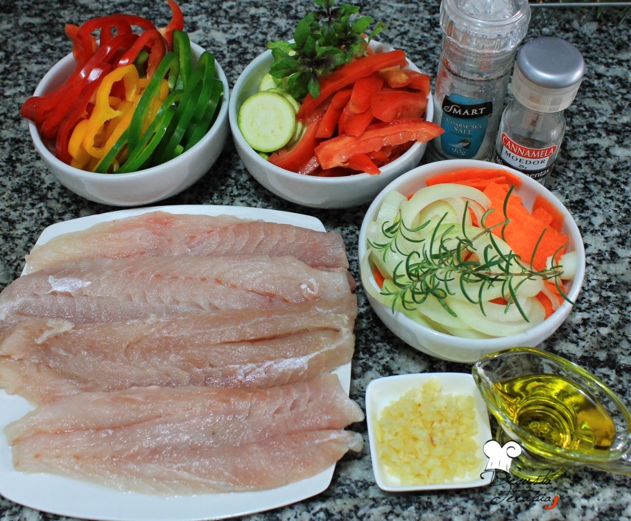 DEGUSTA TERAPIA: FILÉ DE PESCADA ASSADO COM LEGUMES
