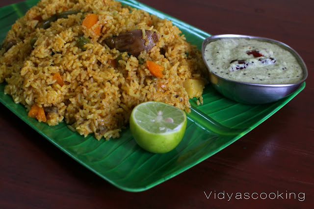 Breakfast Series: Bangalore Style Mixed Vegetable Palav Recipe