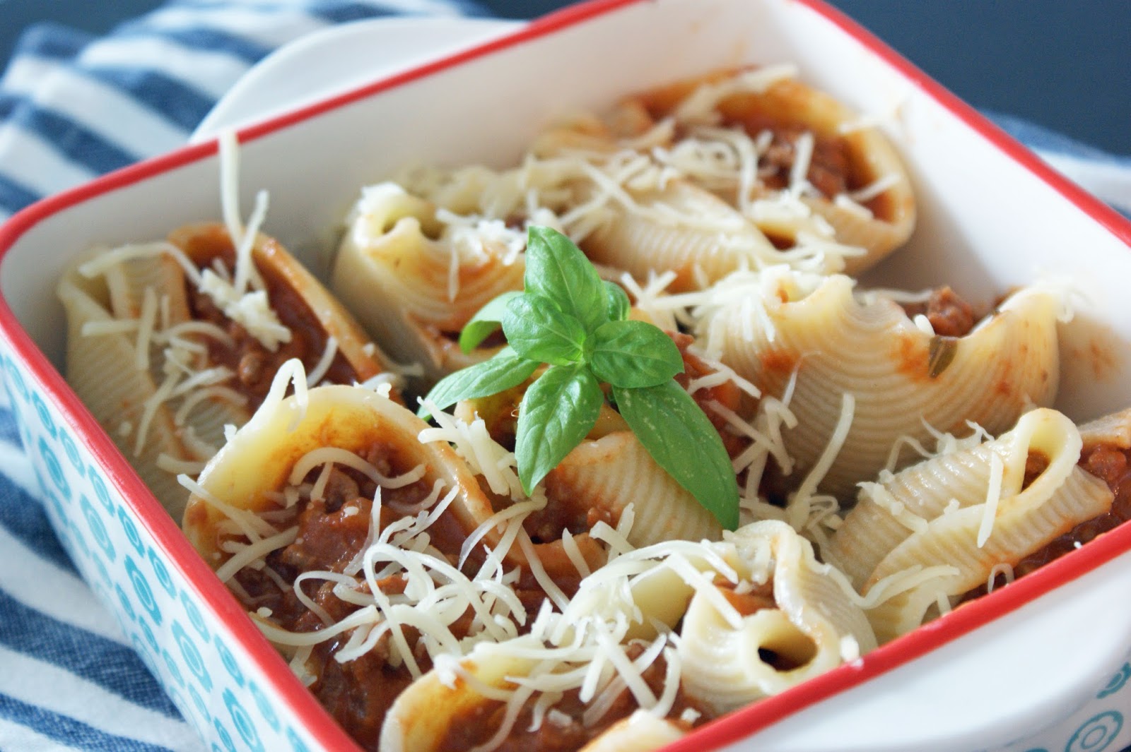 Afternoon Tea: Conchiglioni farcis