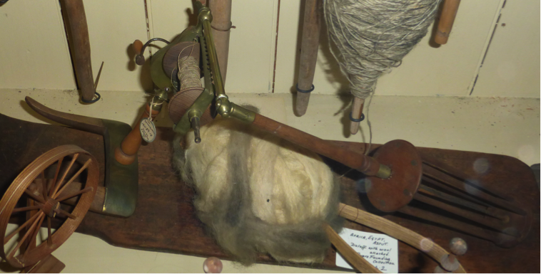 Pitt Rivers Object Collections: Percy Manning Spinning Wheels