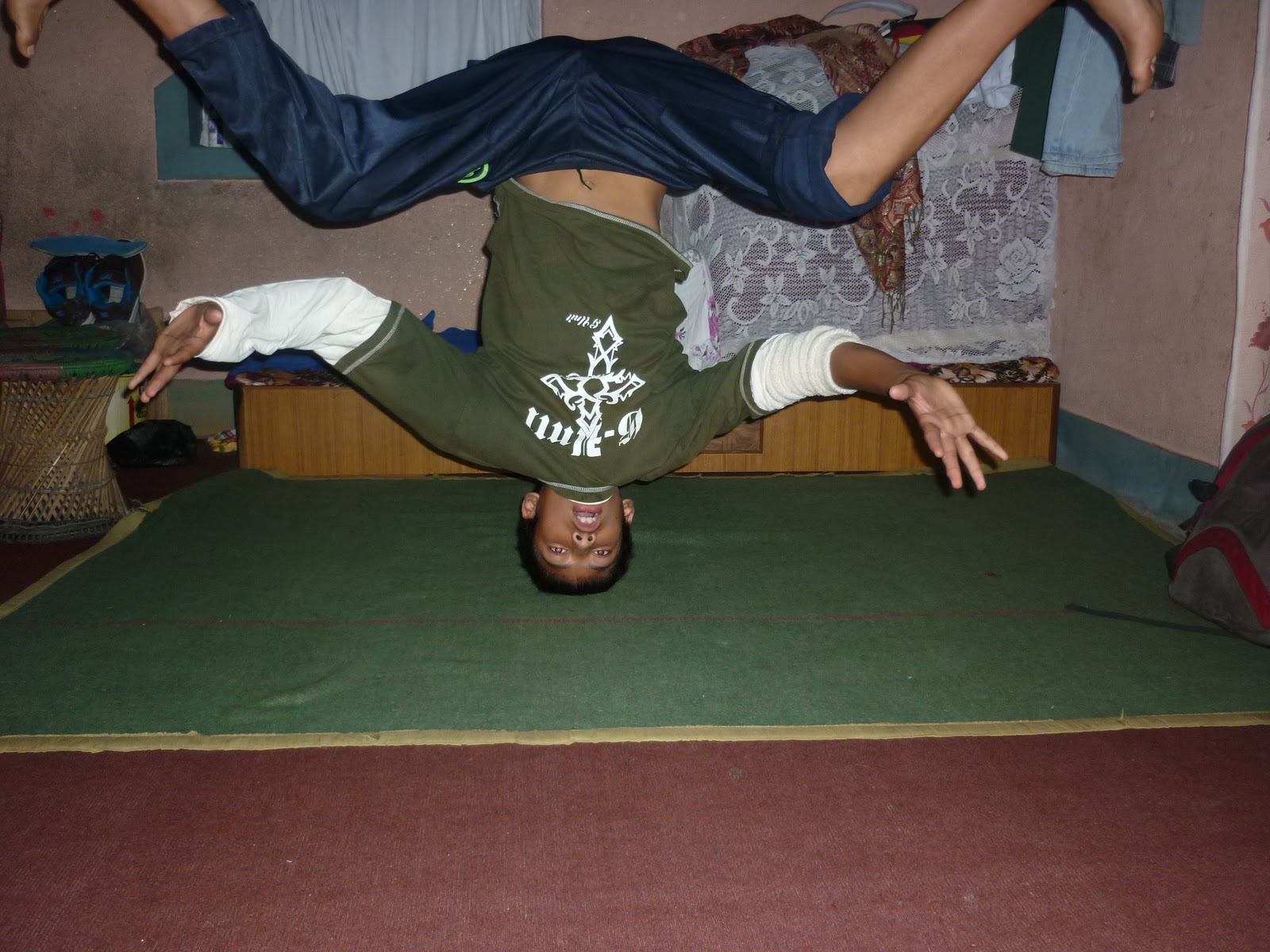 B Boying Step For Beginner/ B Boying Tutorials /How to Do B Boying ...