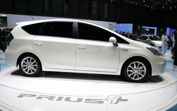 Modified Cars: 2012 Toyota Prius+