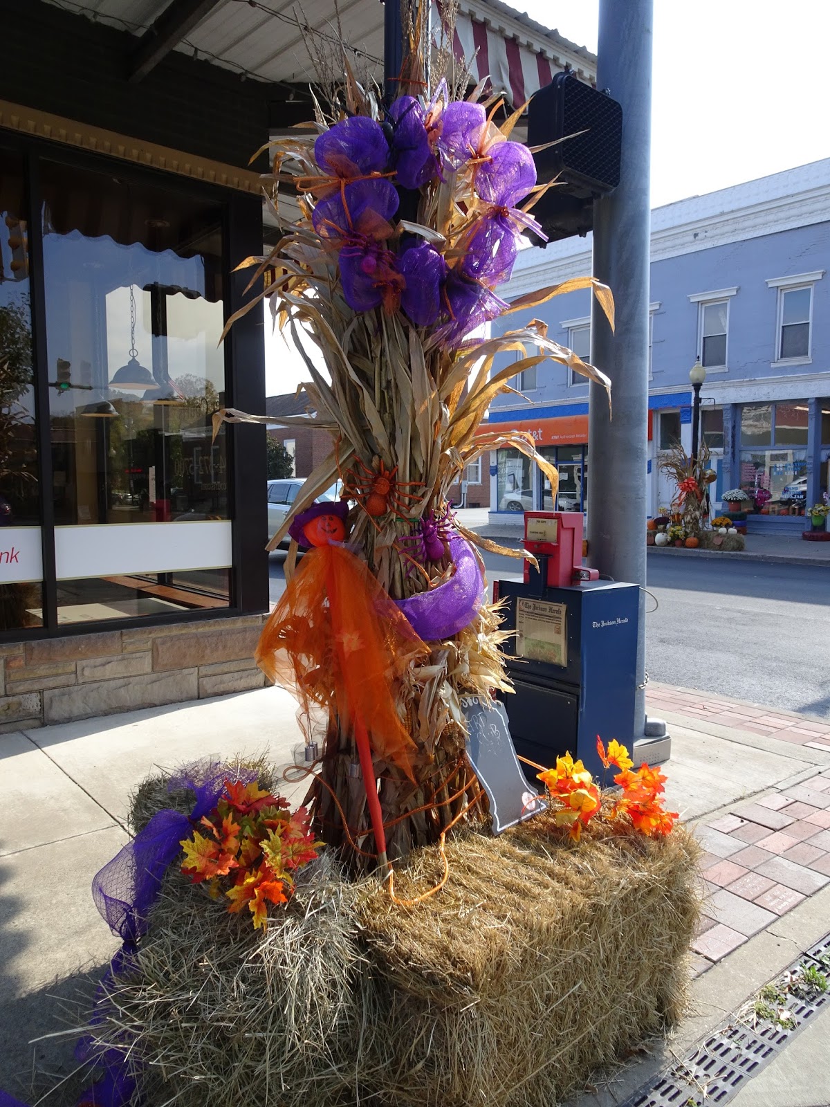 Writing in the Blackberry Patch: Small Town - Colorful Fall Decorations