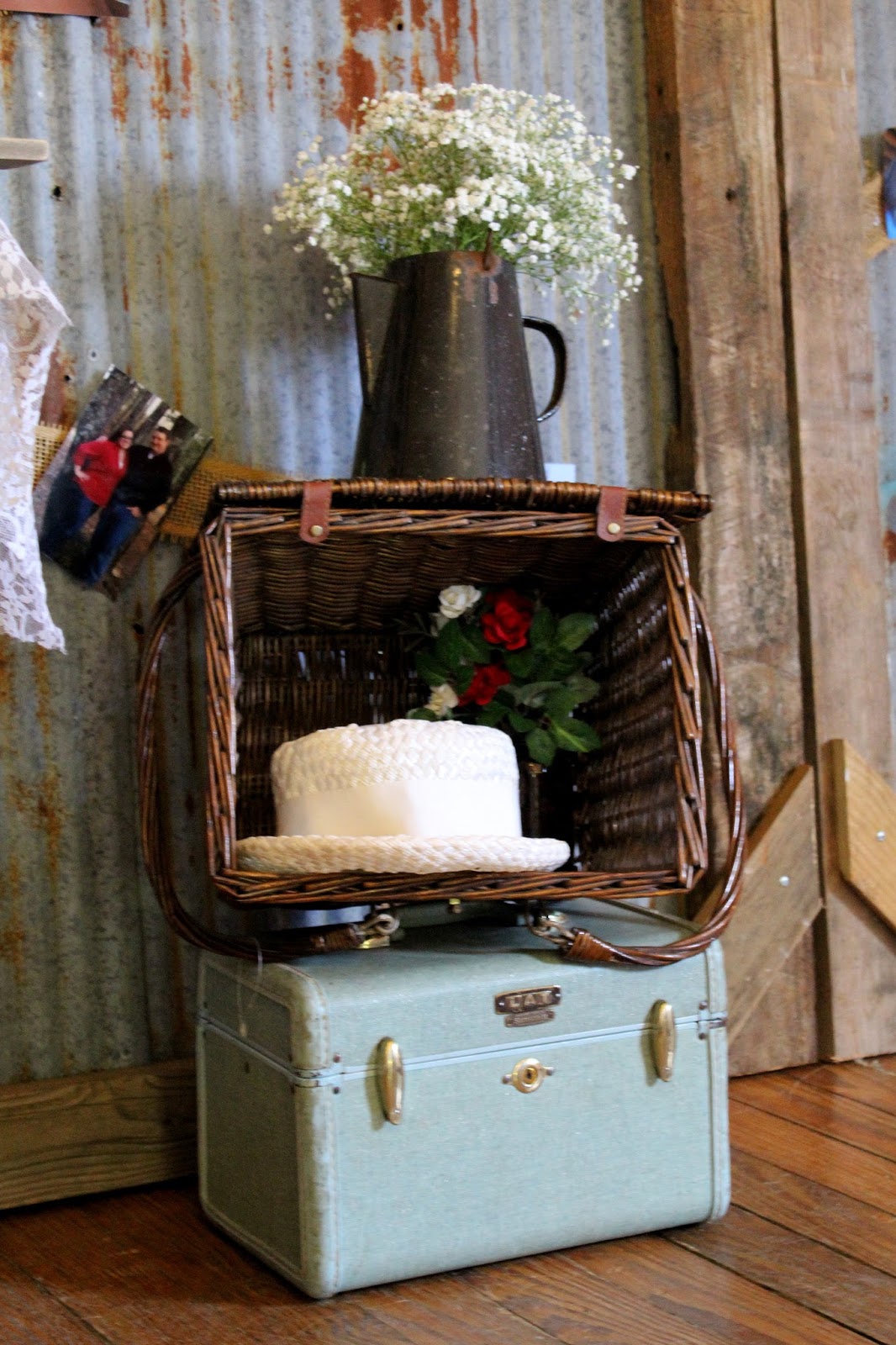 Southern Blue Celebrations: RUSTIC RED & TURQUOISE WEDDING