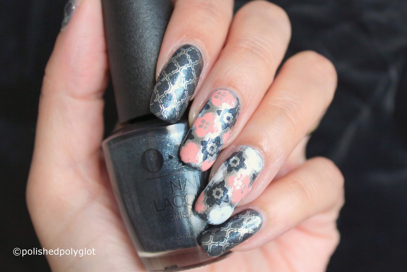 Nail Art │ Silver Arabesques Nail Design [26 Great Nail Art Ideas ...