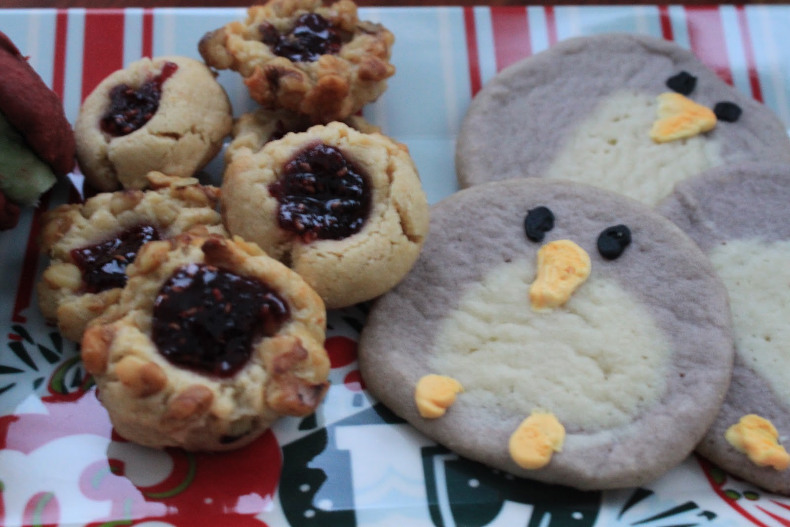 Clutzy Cooking: Red Velvet Whoopie Pies with Cream Cheese Filling: The ...