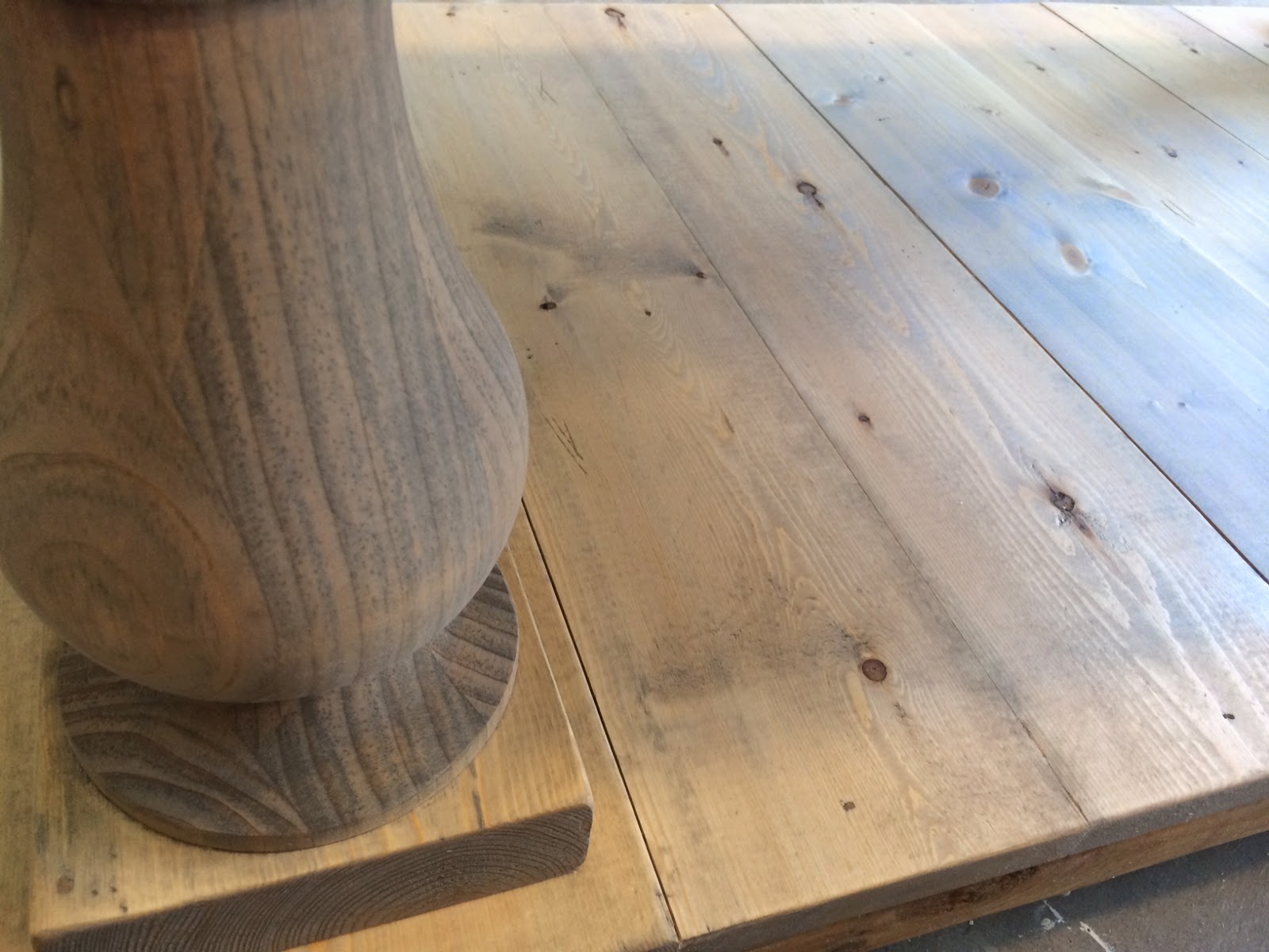 Sparrow House Designs: Turned Leg Coffee Table