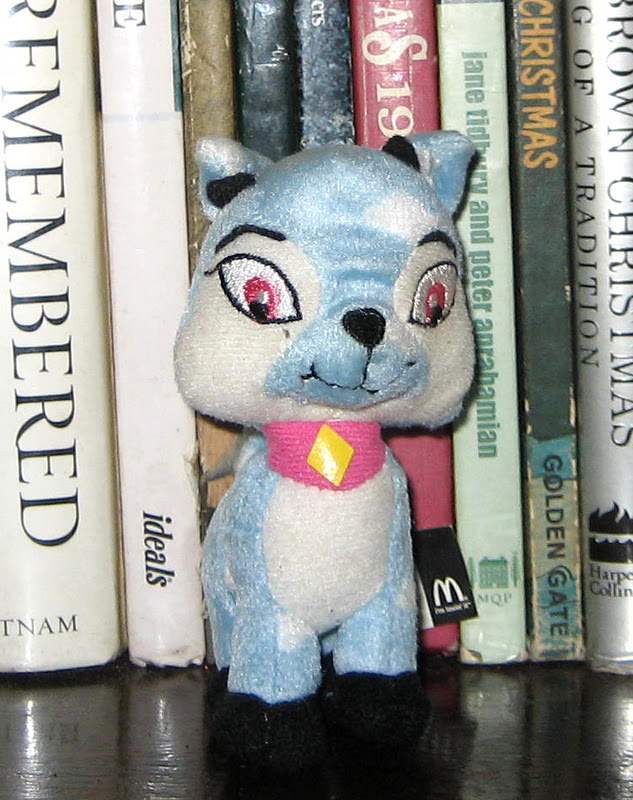 Percy's World of Toys: 3335. Neopets Blue Fox