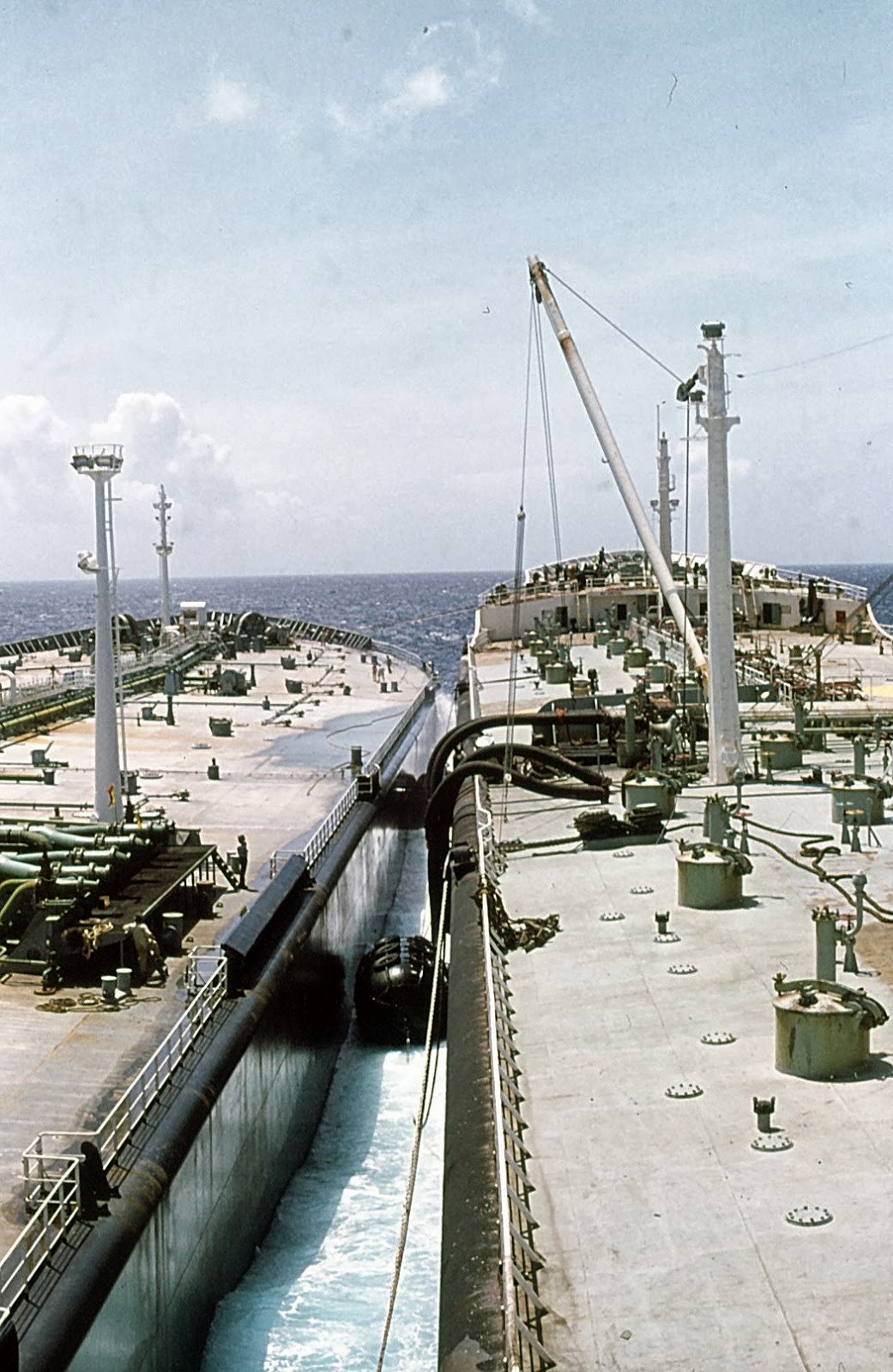 'ZIEN EN WETEN': ONOBA S.S. SHELL TANKERS B.V. (DEEL 2-C)