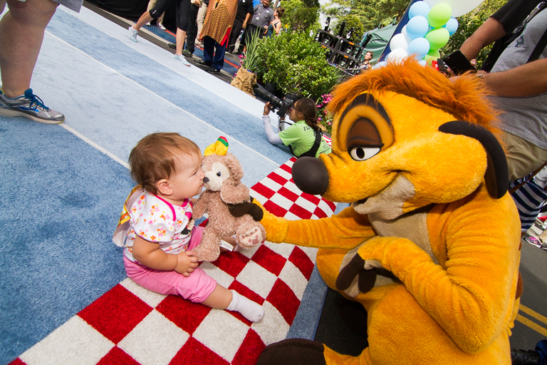 Tales of the Flowers: 2016 Disneyland Kids Race 100 meter and Diaper Dash