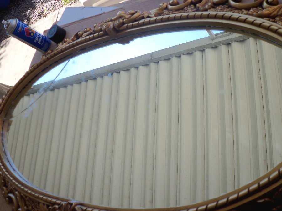 Make The Best of Things: Cracked Mirror To Painting Makeover