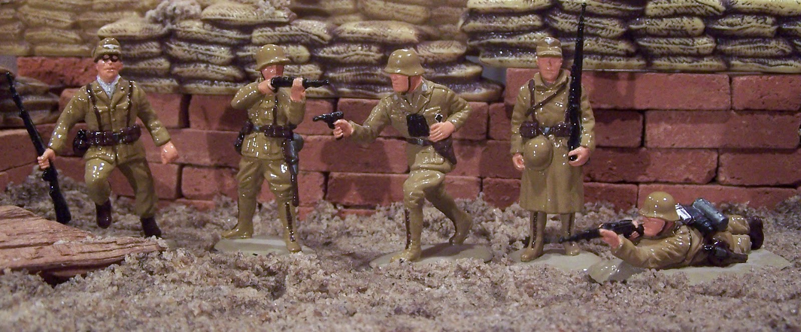 WWII Plastic Toy Soldiers: Revell - Toy Soldiers