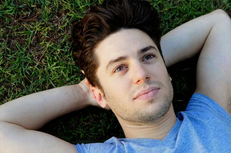 Daily Bodybuilding Motivation: FROM THE MUSICAL "EL CABARET DE LOS ...