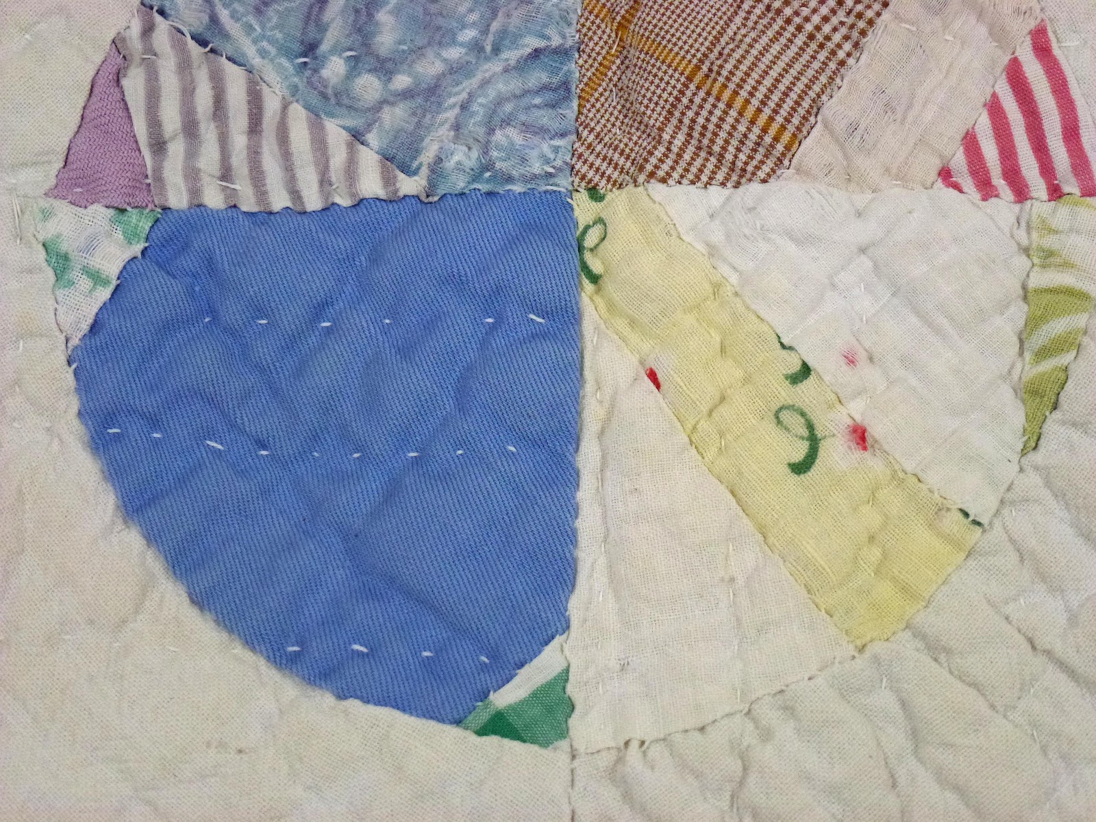 Leslie's Art and Sew: A Look at Cutter Quilts