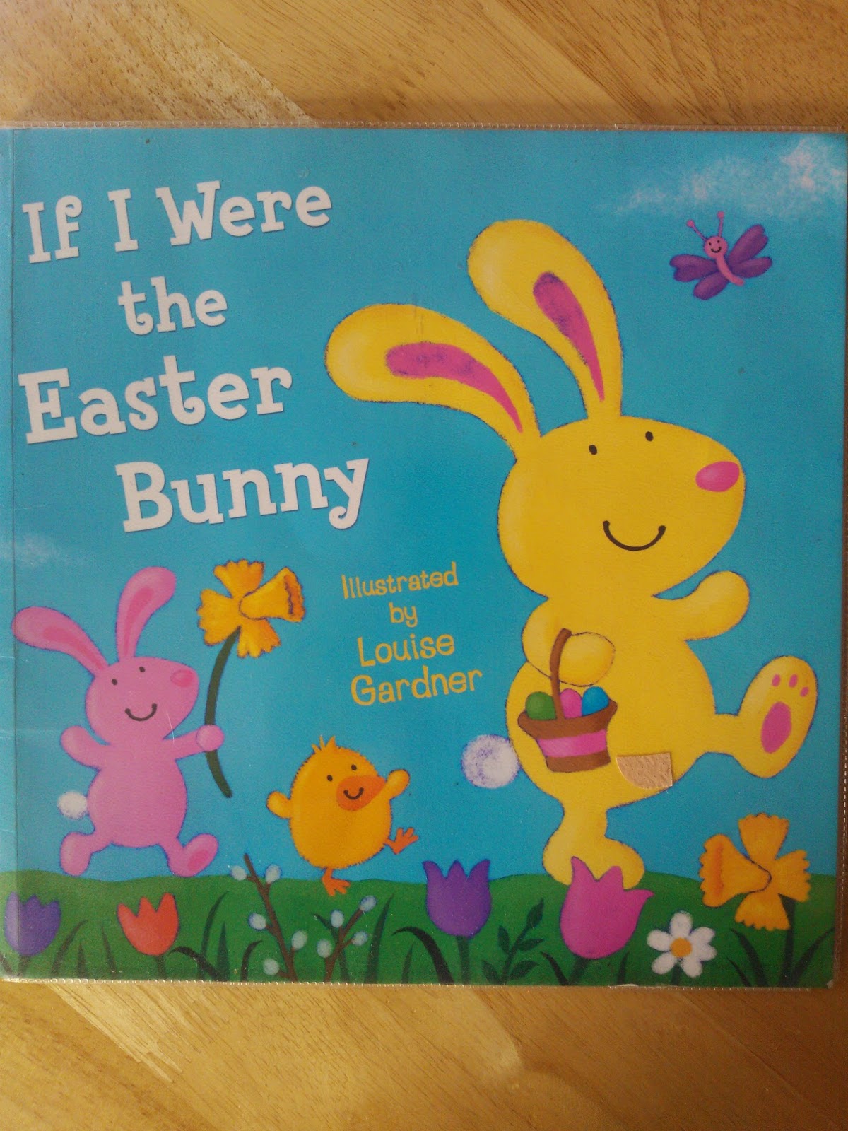 Kura z kulturą: ‘If I Were the Easter Bunny’ Louise Gardner