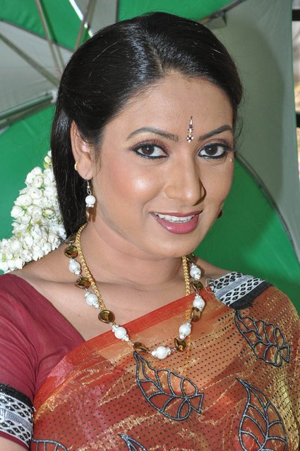 Amani latest stills | Tollywood,Kollywood Movie Wallpapers,Working ...