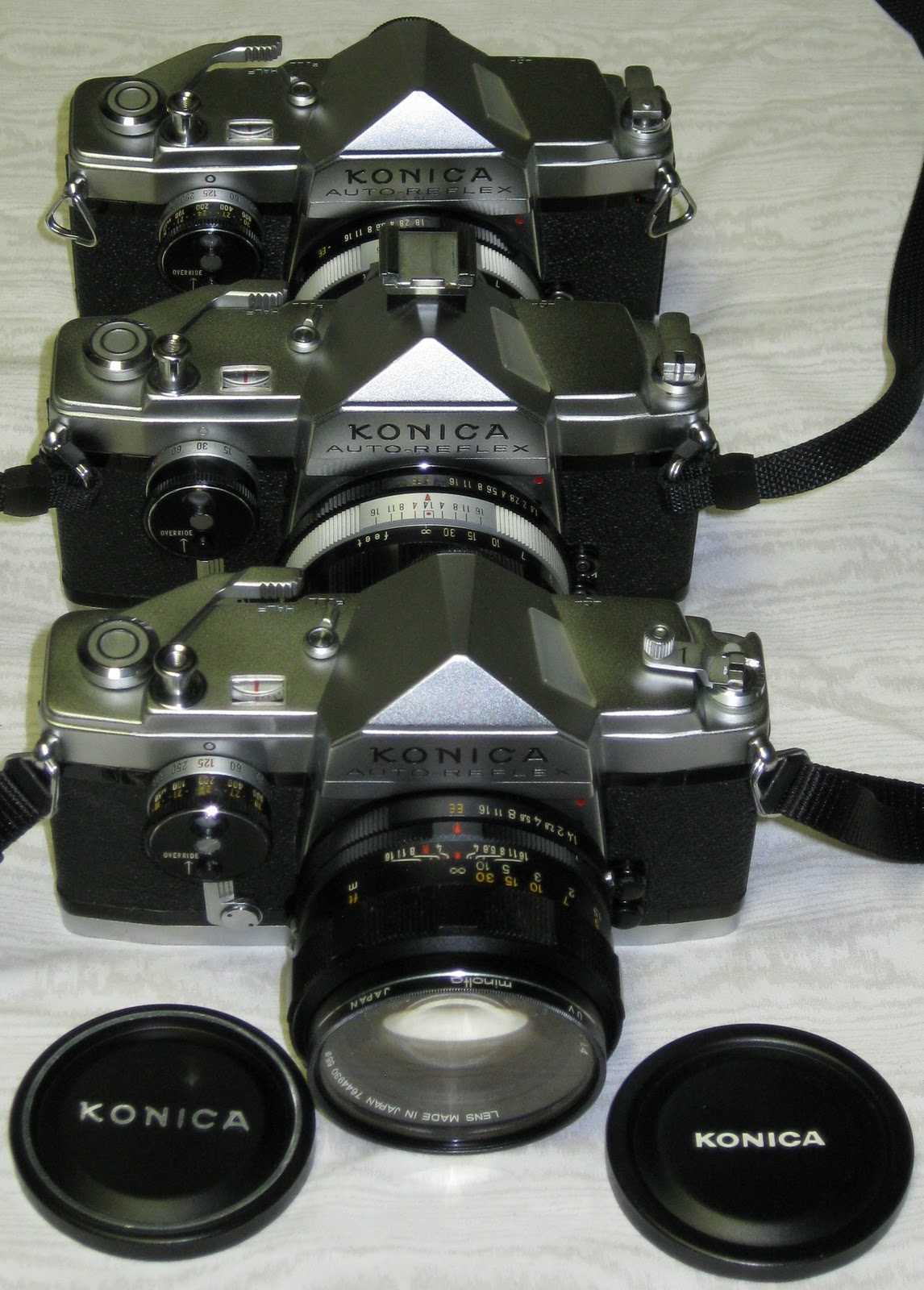 The Chens: The User’s Review: Konica Auto-Reflex Full and Hall Frame ...