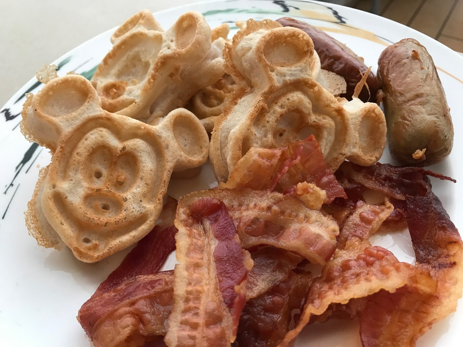 Alexis's Gluten Free Adventures: Disney Magic - Breakfast