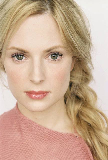 The Book Junkie's Reads . . .: Virtual Tour - Hiding Out in Hollywood ...