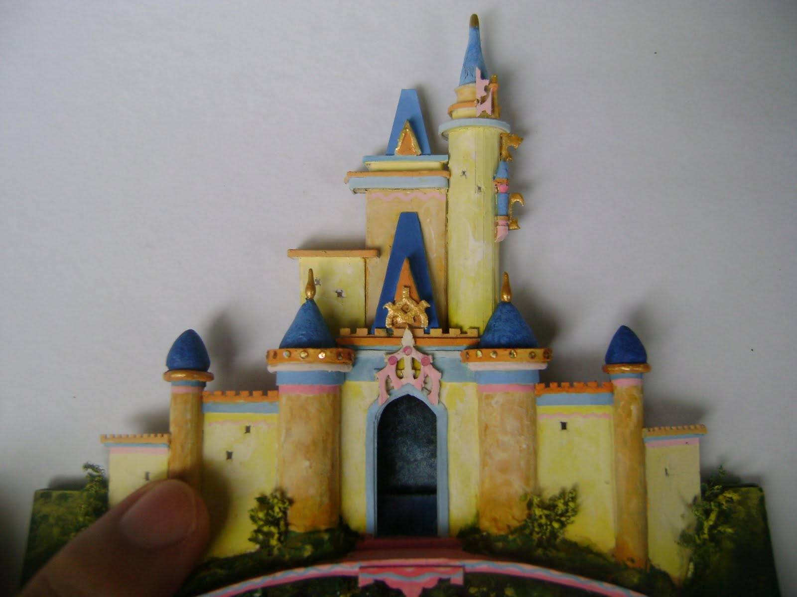 King of Miniature Castles: Miniature artwork