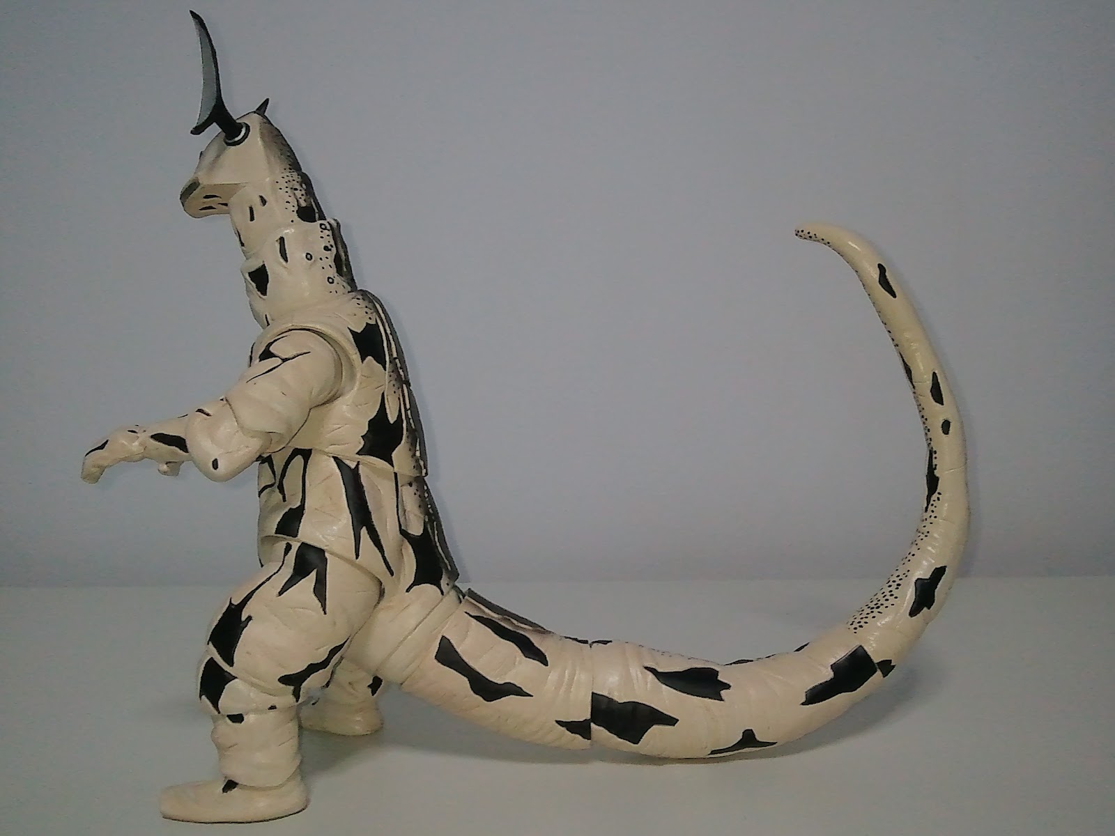 The Micro M78: Ultra-Act Review: Eleking