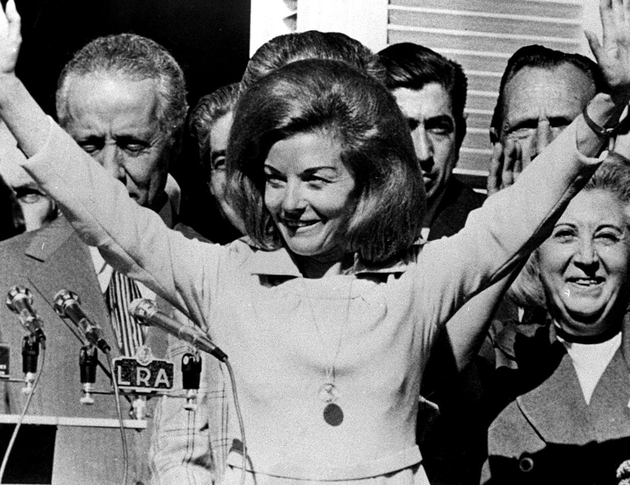 RETRO KIMMER'S BLOG: ISABELA PERON BECAME PRESIDENT OF ARGENTINA 6-29-1974