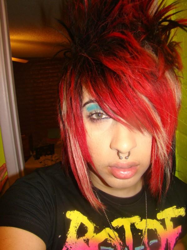 The Madness Scene!: Dahvie Vanity (2)