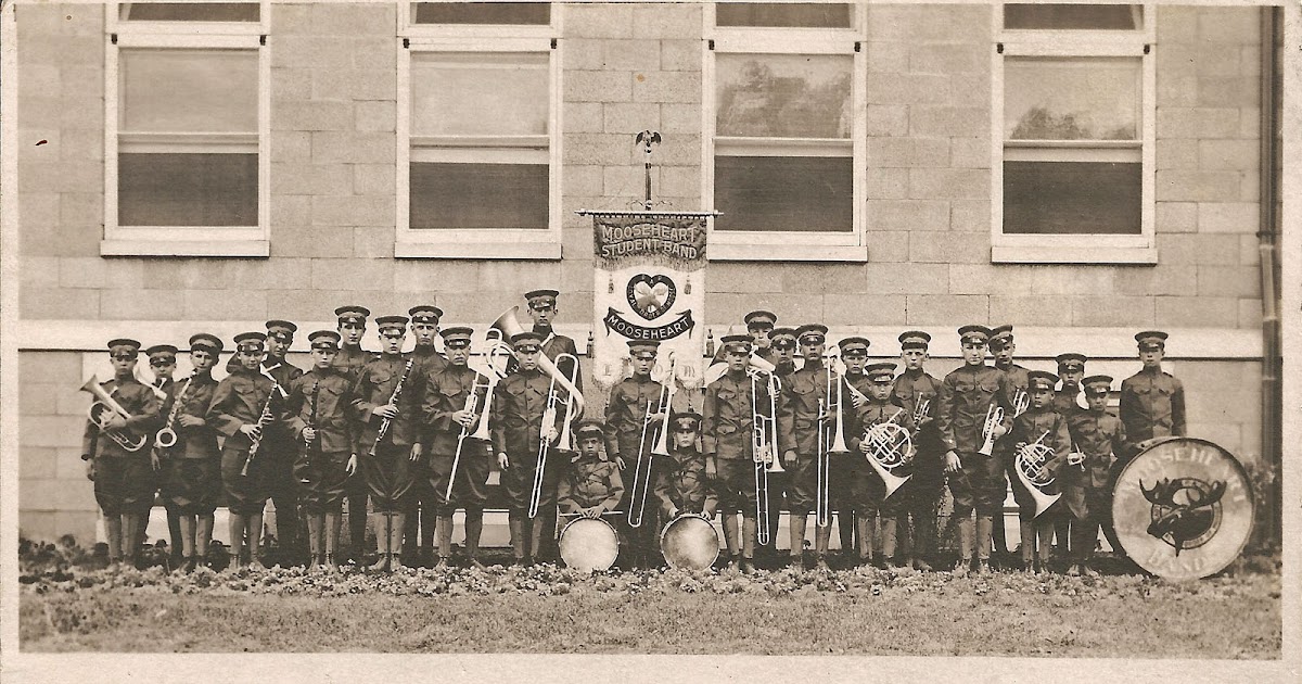 TempoSenzaTempo: The Boys Band of Mooseheart