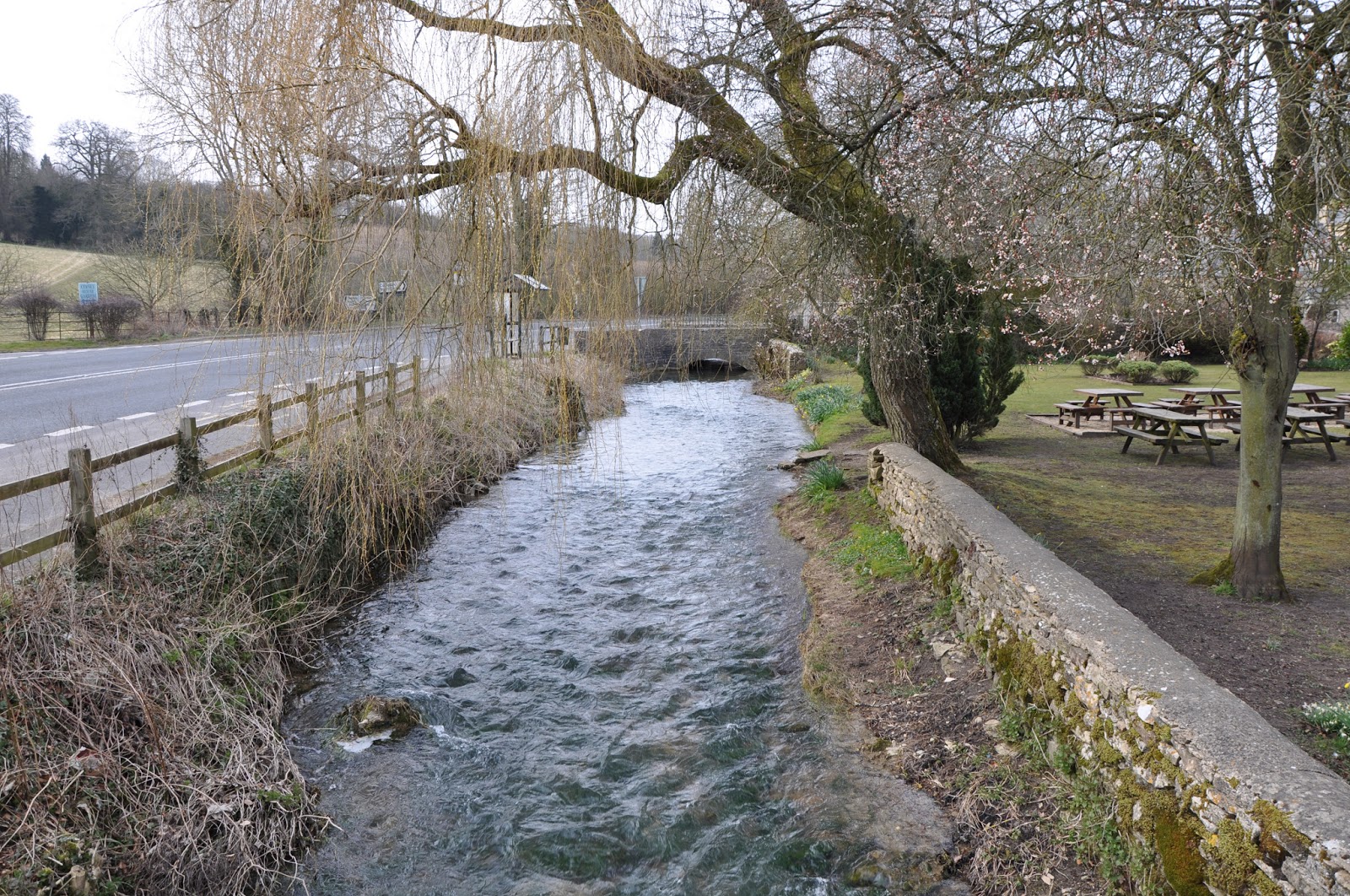Cotswold Villages: North Cerney