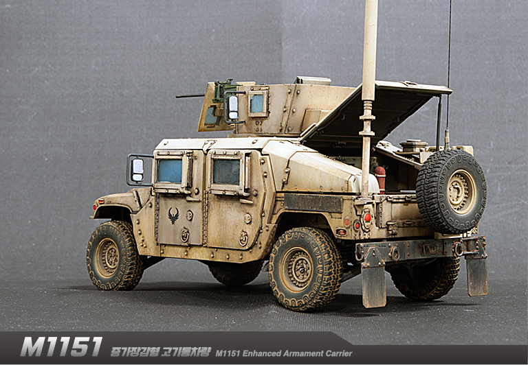 [ACADEMY] 1/35 M1151 Enhanced Armament Carrier - dcompla