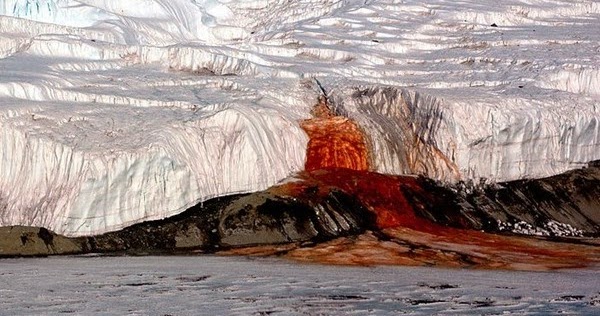 Blood Falls Of Antarctica - Unbelievable Info