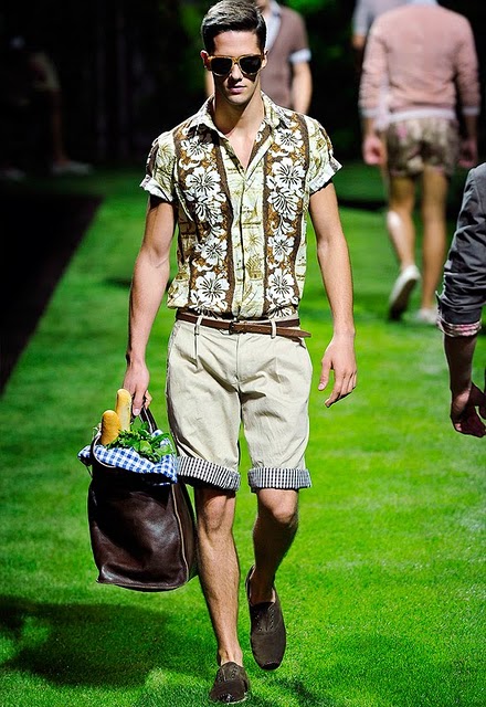 MANtoMEASURE: Floral prints for men - smart and loud fashion statements