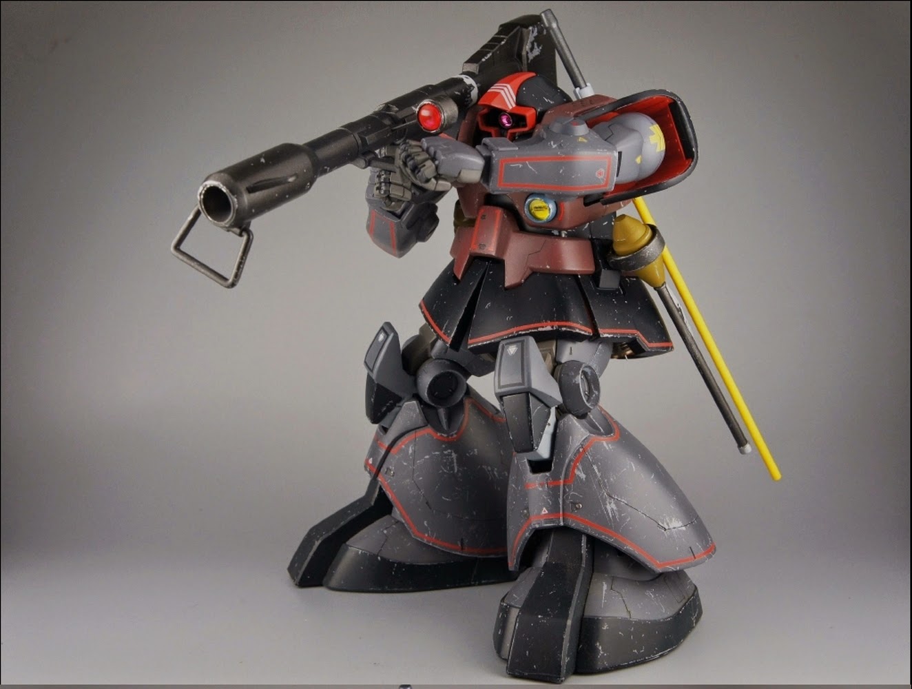 MG 1/100 Dom Real Type Colors - Custom Build