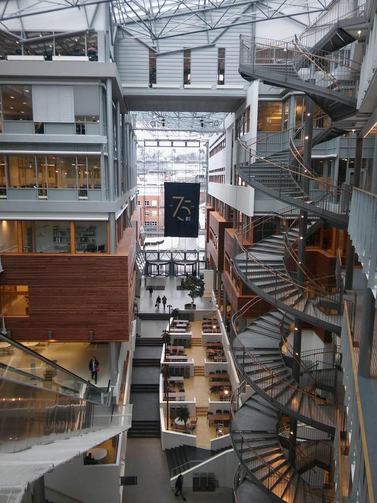 Vanessa goes Oslo!: Handelshøyskolen BI (BI Norwegian Business School)