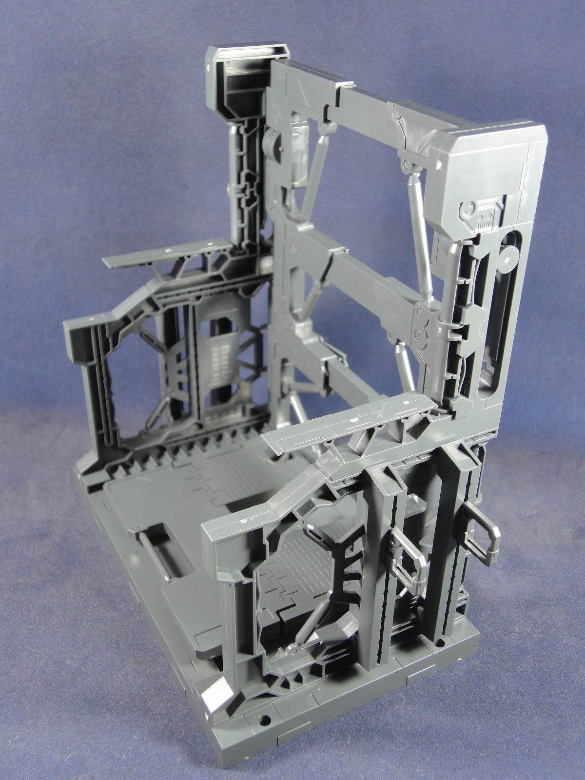 GunplaNovice: Builders Parts Gunpla System Base 001 by Bandai (Review)