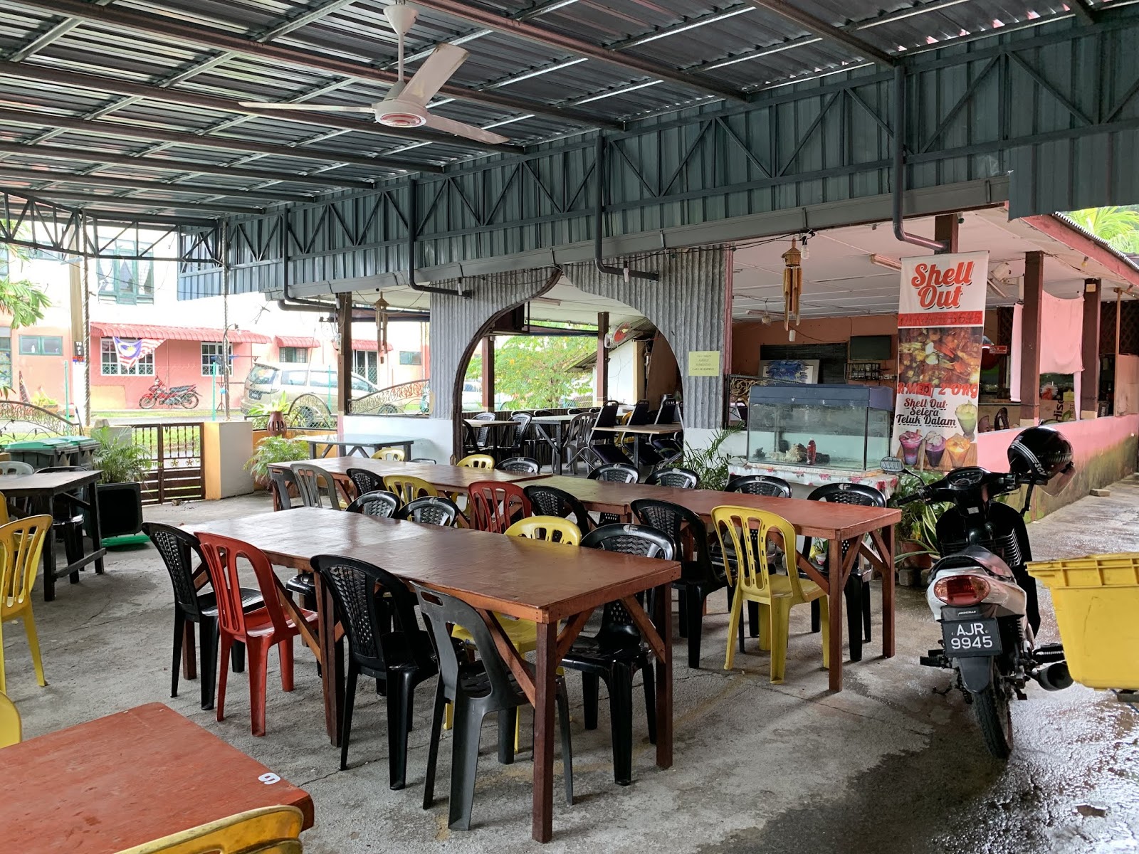 9 Minit ke Jeti Marina Island, Teluk Muruk, Manjung, Perak)