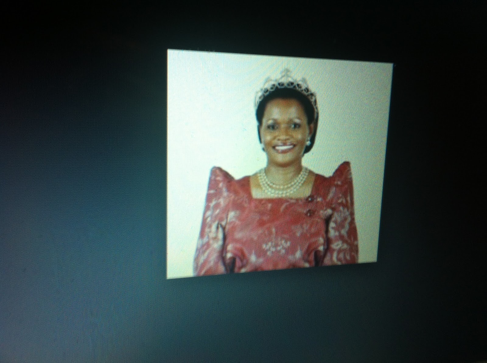 THE BLACK SOCIAL HISTORY:: BLACK SOCIAL HISTORY - AFRO-UGANDAN " QUEEN ...