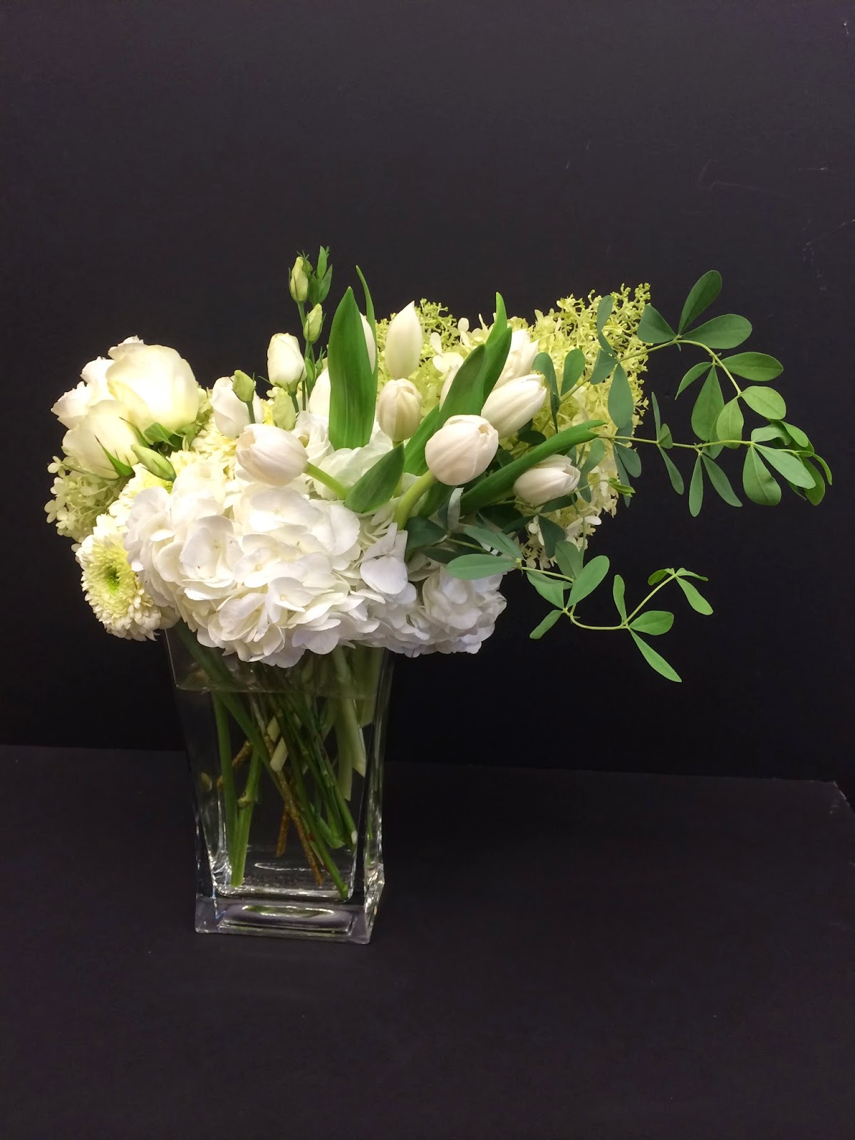 Chic Floral Designs: White theme