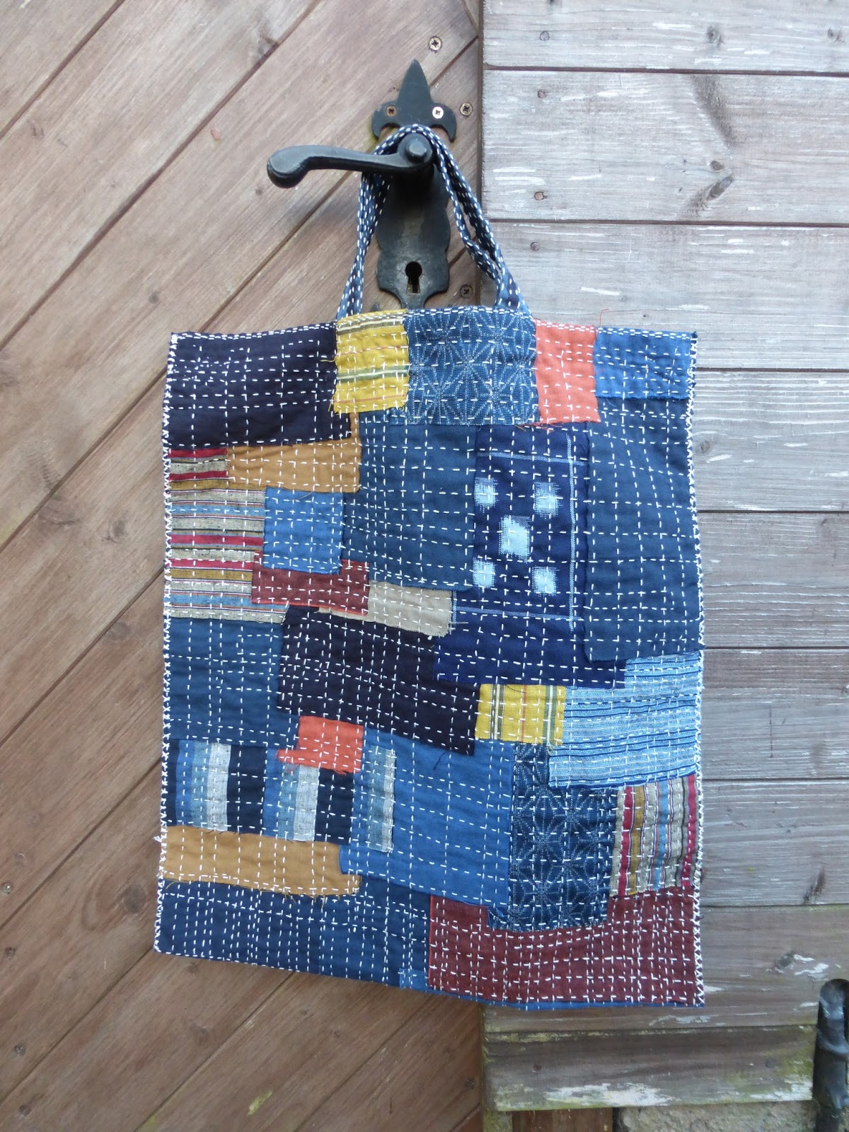 sashiko and other stitching: Love boro - my boro bag FREE pattern download