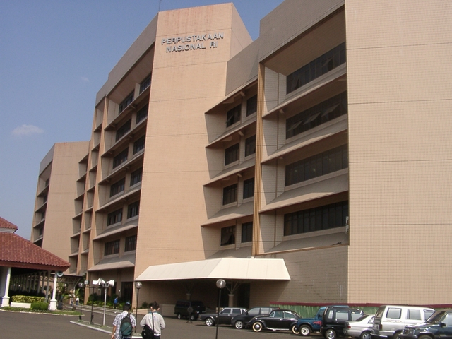 MY MURNI...: Mari berburu data di Perpustakaan Nasional Republik ...