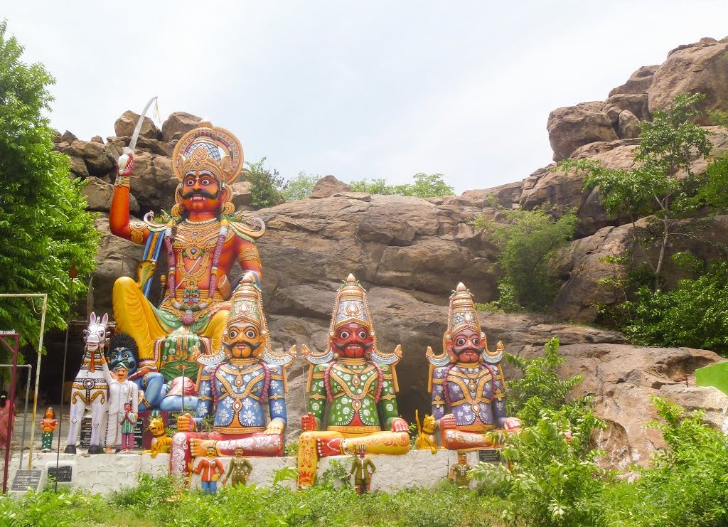 Tamilnadu Tourism: Sunai Karadu Ayyanarappan Temple, Mallur, Salem