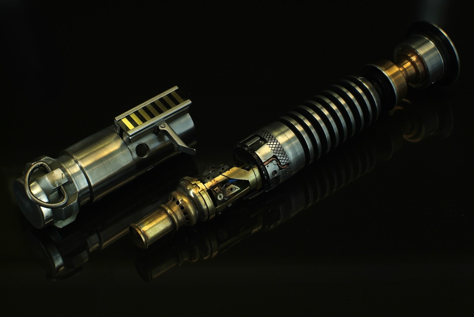 RO-LIGHTSABERS: LUKE ROTJ V3 Lightsaber The Force Awakens