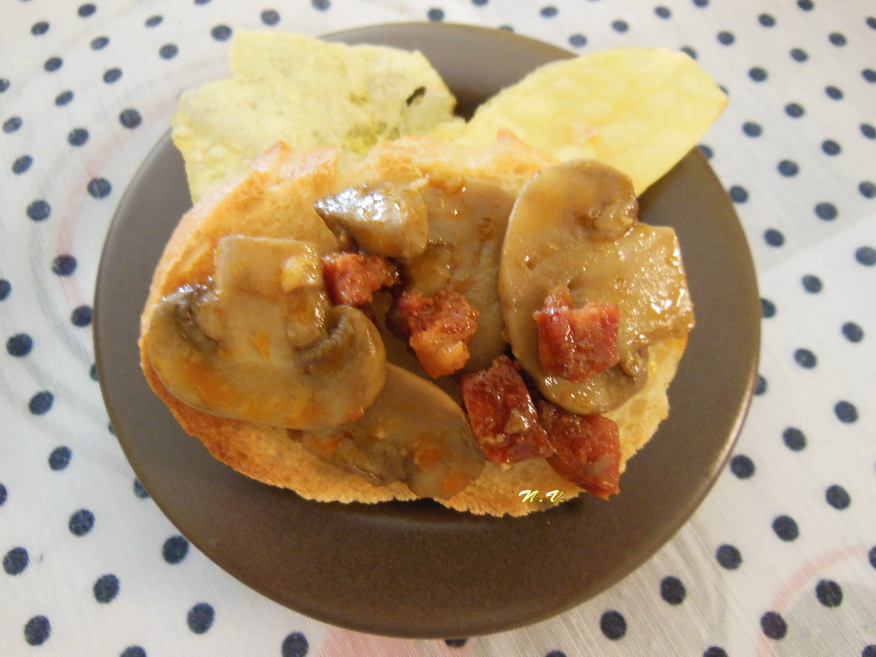 LA COCINA DE NATIBEL: "PINCHOS" DE CHAMPIÑÓN CON CHORIZO