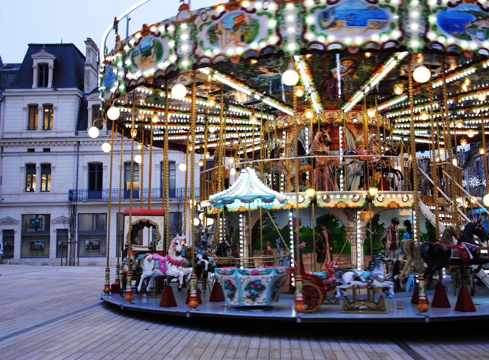 Gwendie: blog mode, tendances et coups de coeur: Le Manège Enchanté