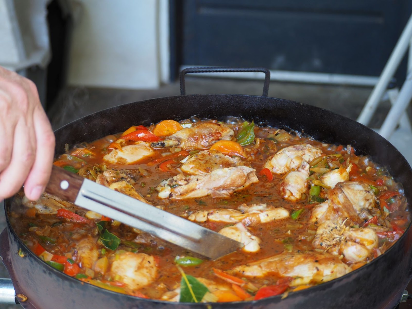 Pollo al disco con cerveza