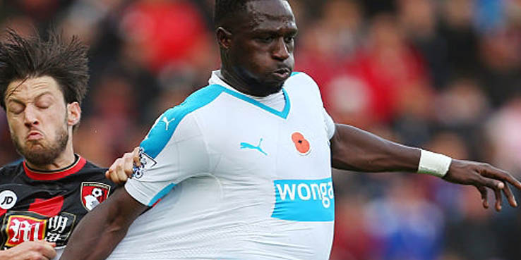 Closer Look | 2015-16 Premier League Poppy Kits - Footy Headlines