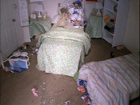 Poltergeist 1982 Closet