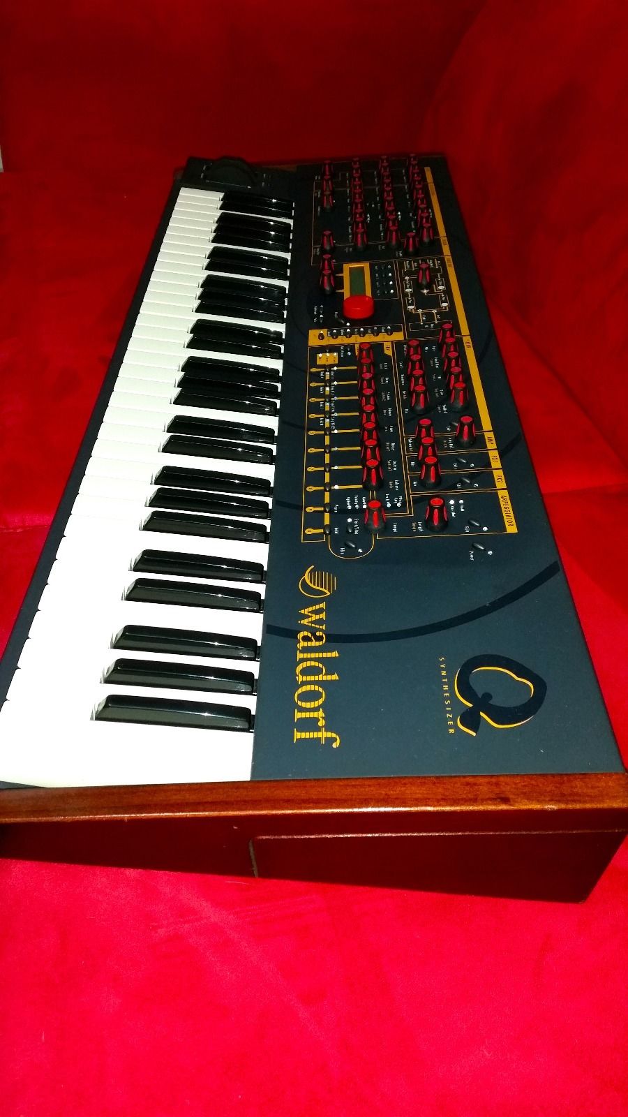 MATRIXSYNTH: Waldorf Q Keyboard Synthesizer with Newer Style Red Knobs