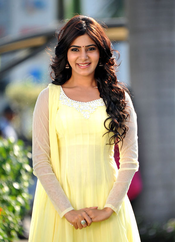 Tollywood Tab: Samantha Photos From SVSC