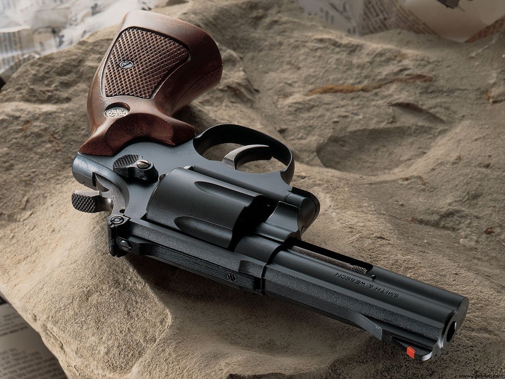 Best HD Guns Wallpapers For Desktop | Techno Park